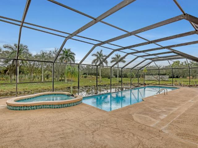 4 bedroom luxury Villa for sale in Wellington, Florida
