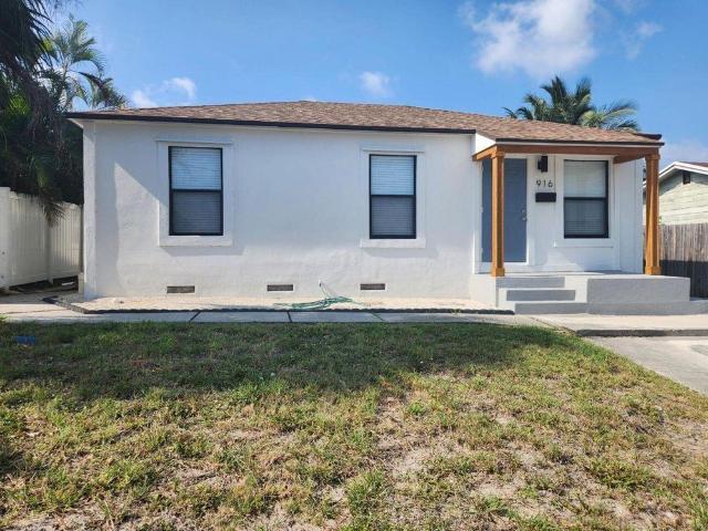 4 bedroom luxury Villa for sale in West Palm Beach, Florida