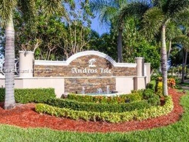 4 bedroom luxury Villa for sale in West Palm Beach, Florida
