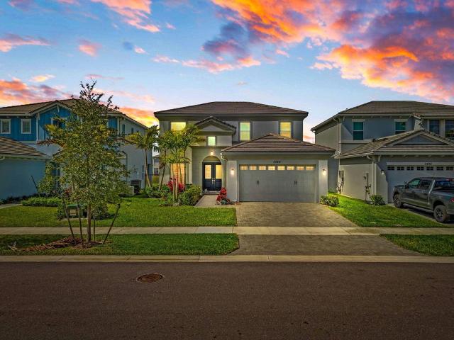 4 bedroom luxury Villa for sale in Westlake, Florida