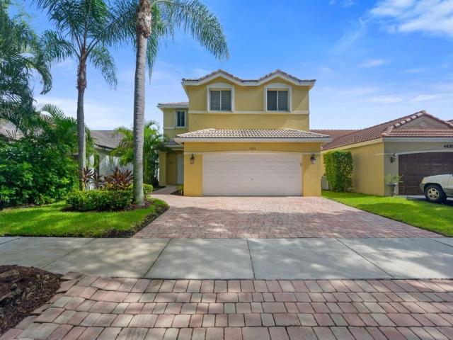 4 bedroom luxury Villa for sale in Weston, United States