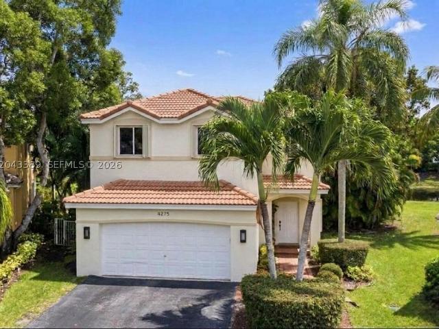 4 bedroom luxury Villa for sale in Weston, Florida