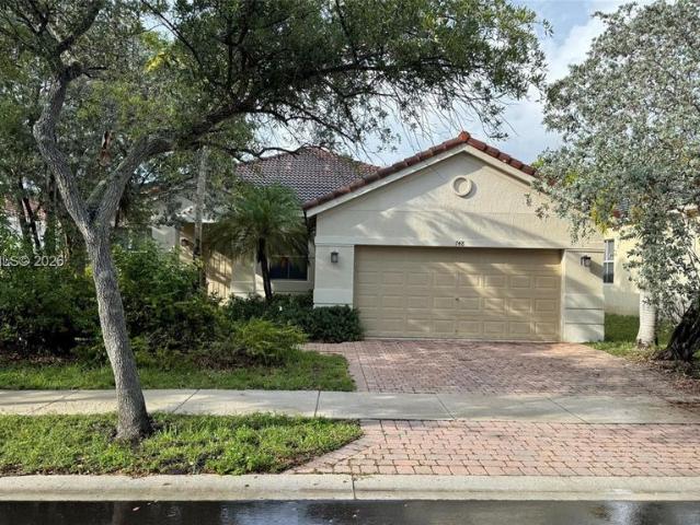 4 bedroom luxury Villa for sale in Weston, Florida