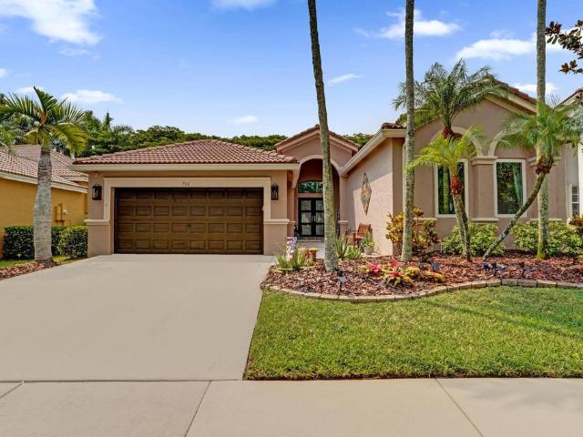 4 bedroom luxury Villa for sale in Weston, Florida