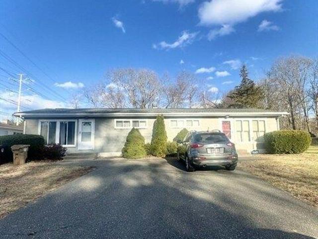 4 bedroom, Ludlow MA 01056 102254512