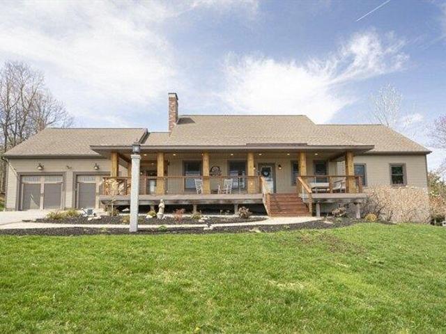4 bedroom, Lunenburg MA 01462 102592872