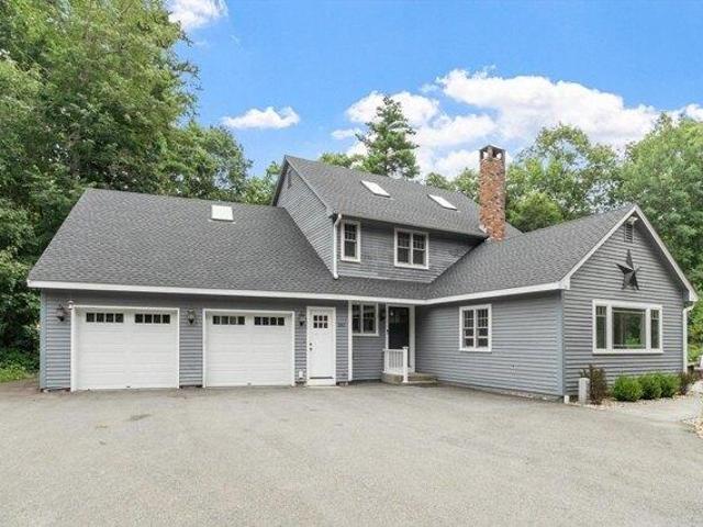 4 bedroom, Lunenburg MA 01462 104542020