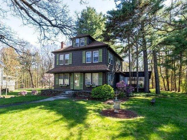 4 bedroom, Lunenburg MA 01462 104543481