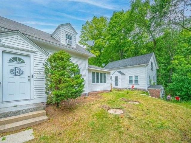 4 bedroom, Lunenburg MA 01462 104812191
