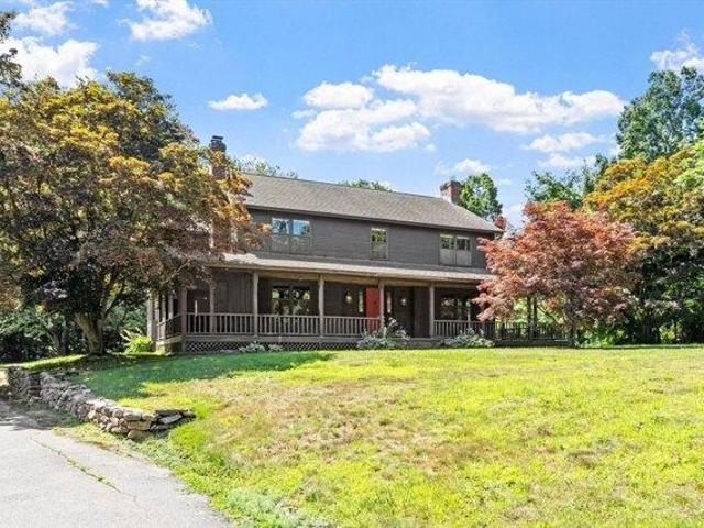4 bedroom, Lunenburg MA 01462 105082808