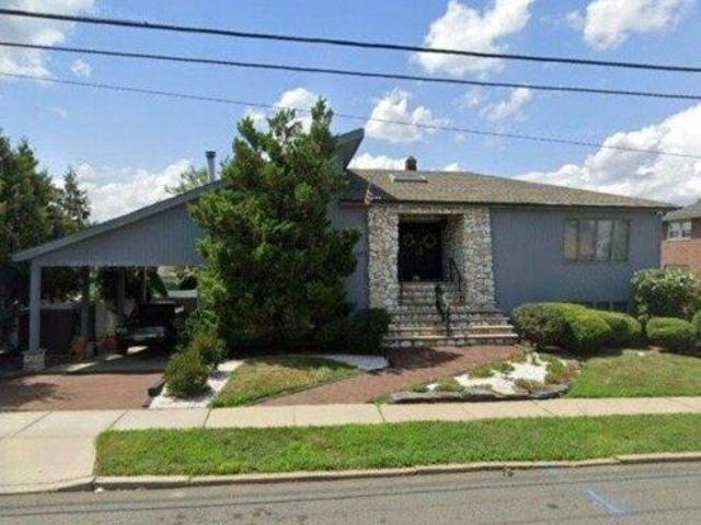 4 bedroom, Lyndhurst NJ 07071 102029447