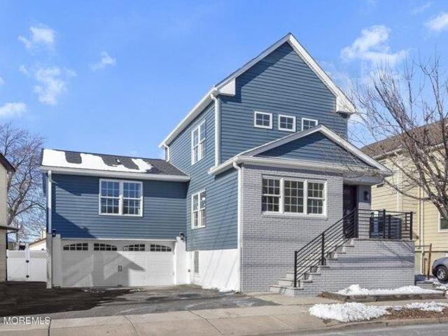 4 bedroom, Lyndhurst NJ 07071 102762264