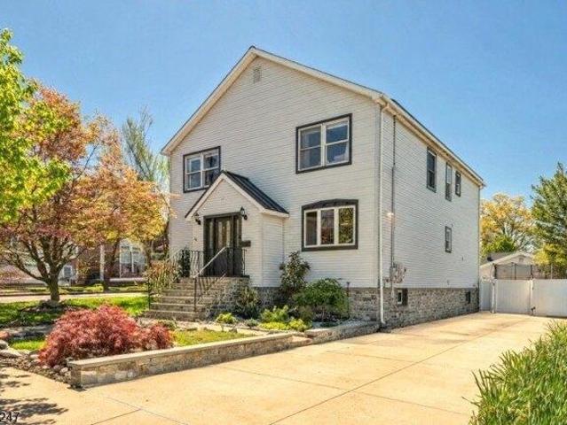 4 bedroom, Lyndhurst NJ 07071 104759513