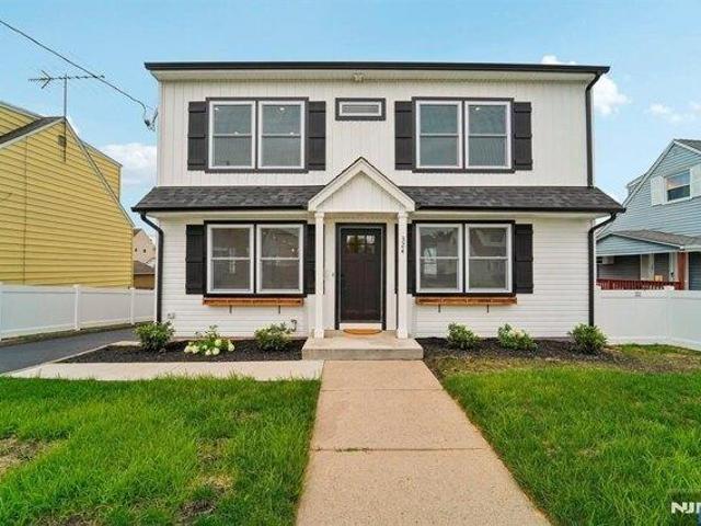 4 bedroom, Lyndhurst NJ 07071 105193331