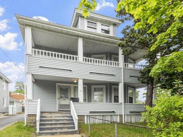 4 bedroom, Lynn MA 01902 104607397
