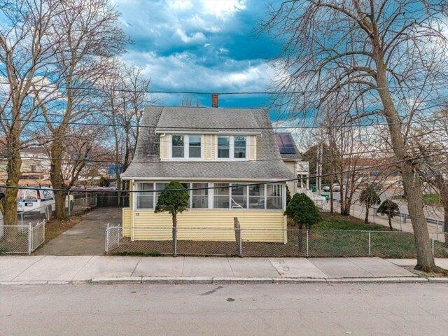 4 bedroom, Lynn MA 01902 LS102800542