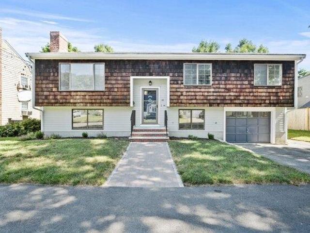 4 bedroom, Lynn MA 01904 105415935