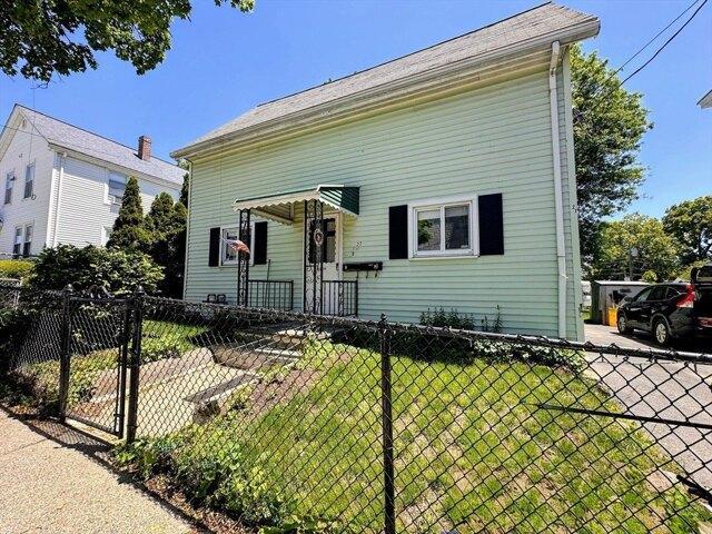 4 bedroom, Lynn MA 01905 103548513