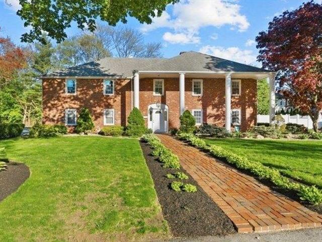 4 bedroom, Lynnfield MA 01940 102633580