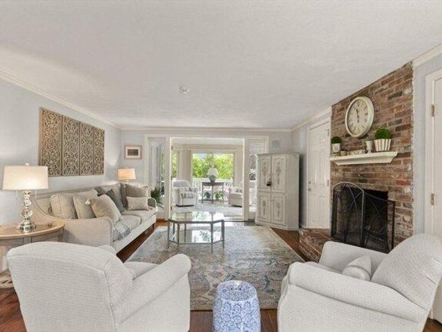 4 bedroom, Lynnfield MA 01940 103128441