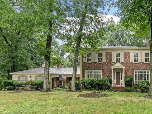 4 bedroom, Lynnfield MA 01940 104608076