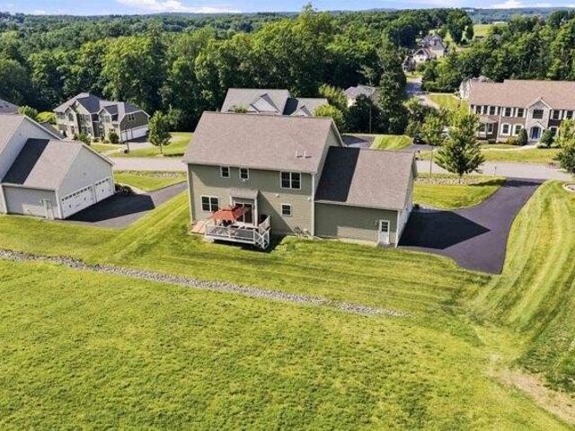 4 bedroom, m NH 03079 105093613
