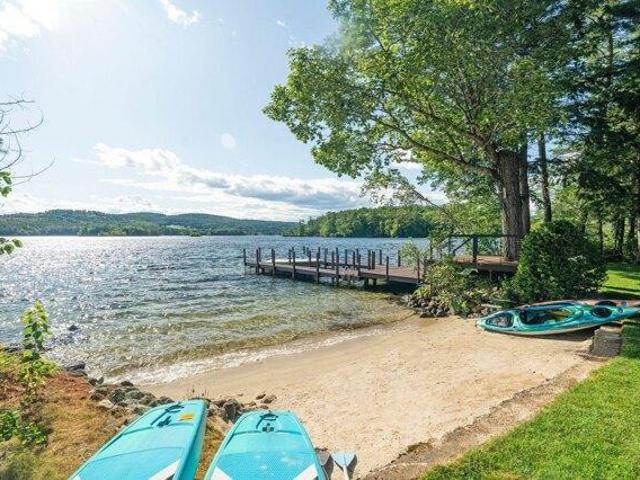 4 bedroom, Moultonborough NH 03254 LS102443469