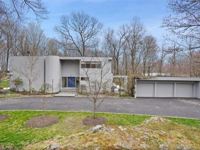 4 bedroom, Mount Kisco NY 10549 102564890