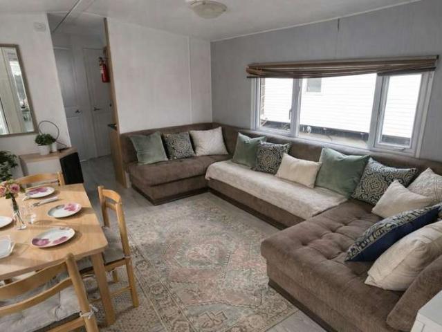 4 Bedroom Mobile Home