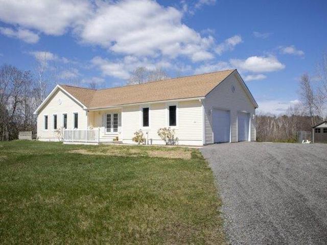 4 bedroom, Monmouth ME 04265 103124970