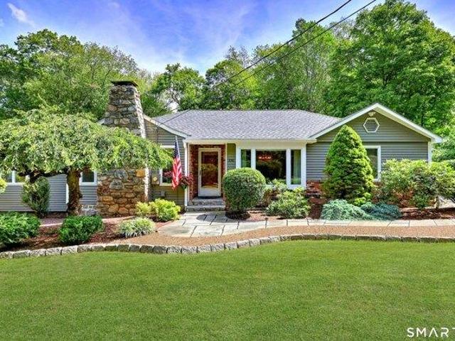 4 bedroom, Monroe CT 06468 LS102530024