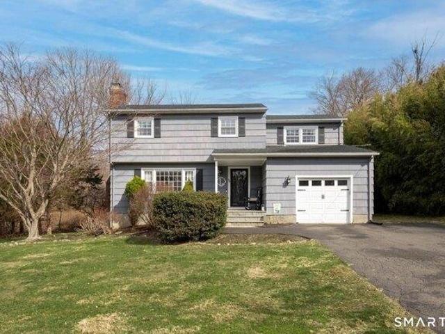 4 bedroom, Monroe CT 06468 LS103101826