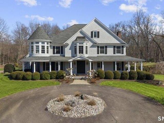 4 bedroom, Monroe CT 06468 102345895