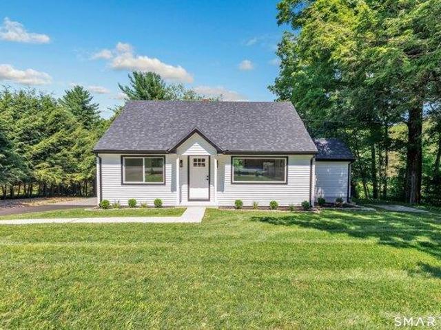 4 bedroom, Monroe CT 06468 104232805