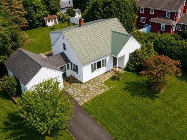 4 bedroom, Montague MA 01376 104789467