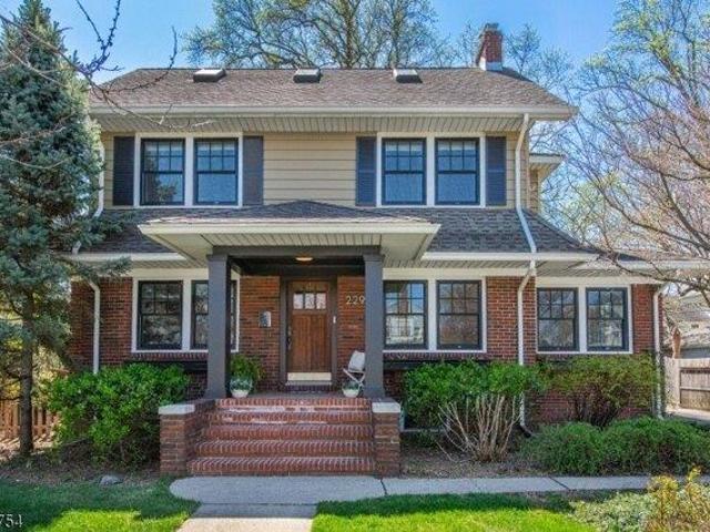 4 bedroom, Montclair NJ 07043 LS102725457
