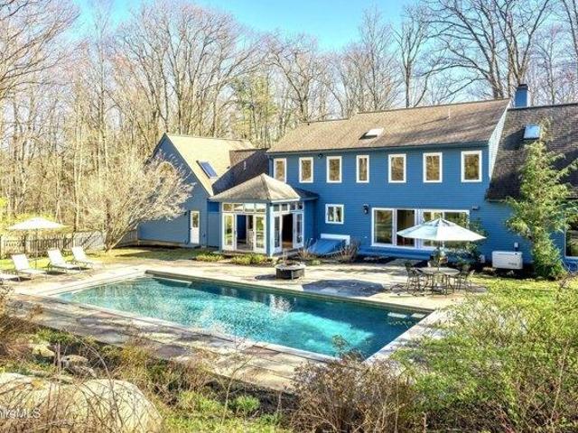 4 bedroom, Monterey MA 01245 104540445