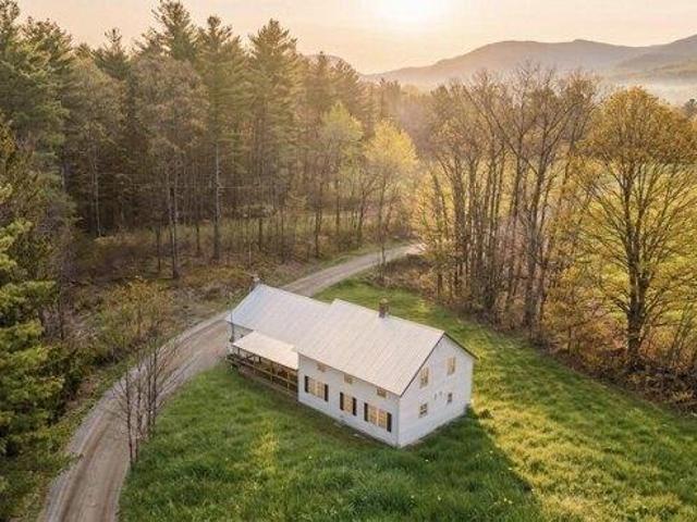 4 bedroom, Montgomery VT 05471 104042140