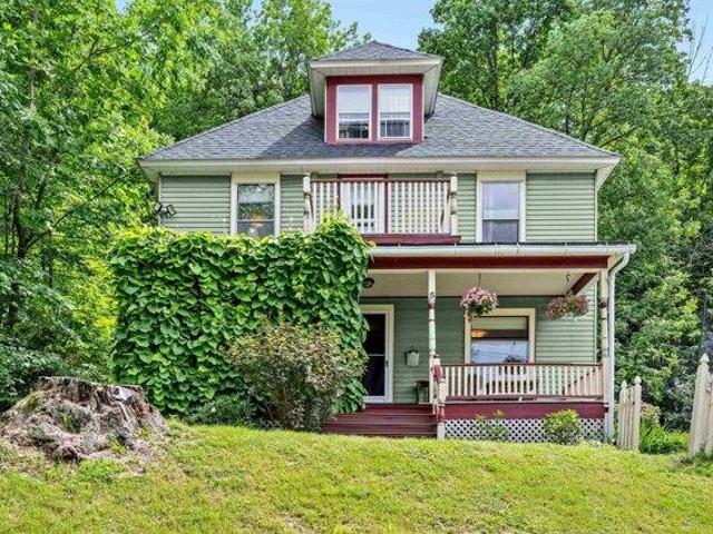 4 bedroom, Montpelier VT 05602 104075253