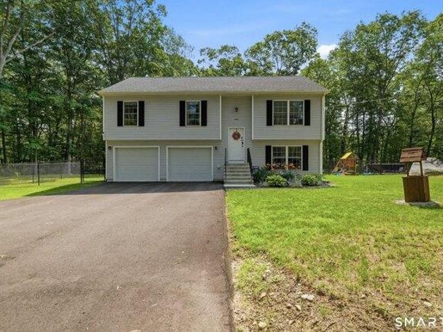 4 bedroom, Montville CT 06370 104759140