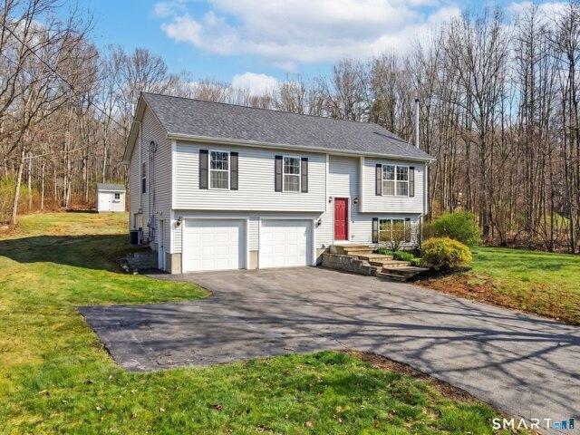 4 bedroom, Montville CT 06382 102255676