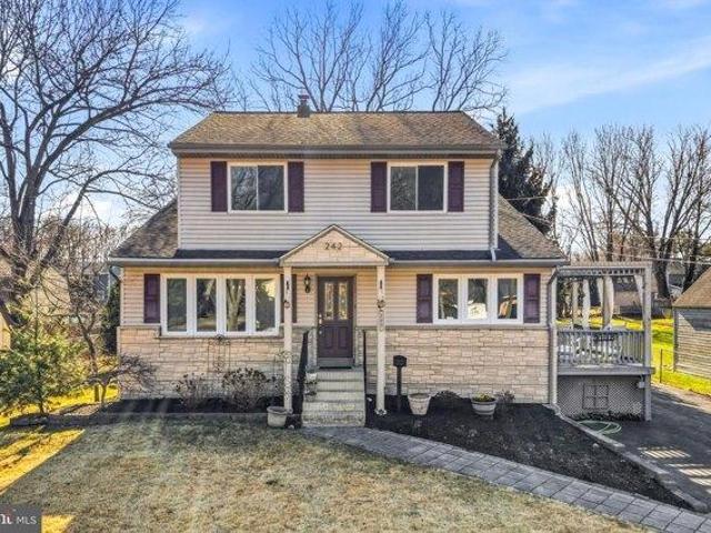 4 bedroom, Moorestown NJ 08057 102585399