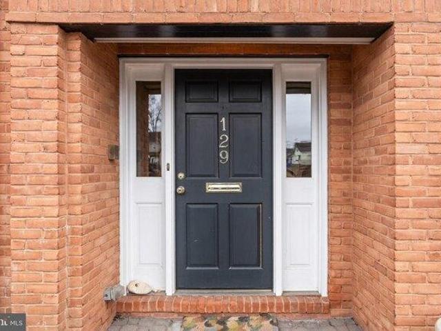 4 bedroom, Moorestown NJ 08057 LS102212416