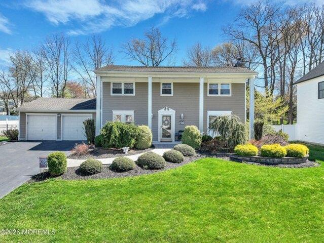 4 bedroom, Morganville NJ 07751 102584810