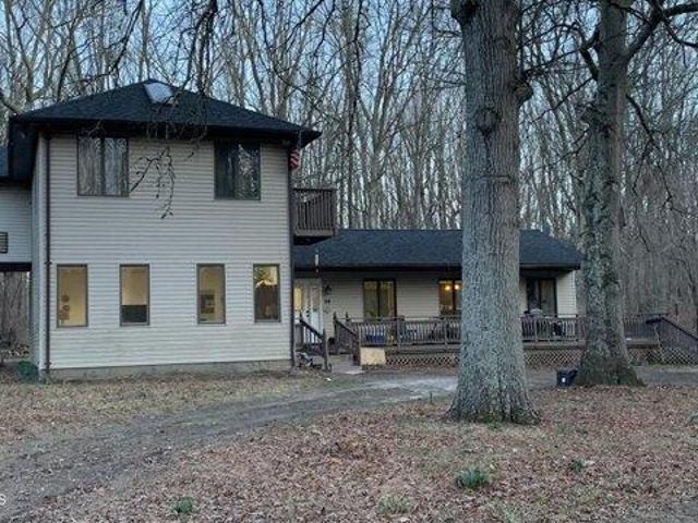 4 bedroom, Morganville NJ 07751 LS102027192