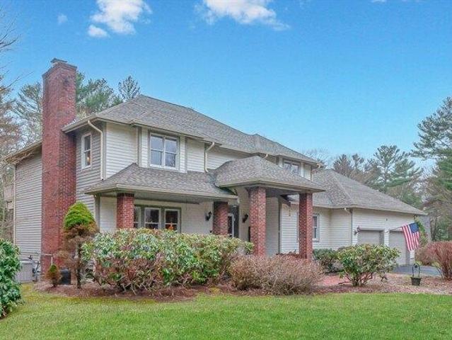 4 bedroom, Mattapoisett MA 02739 102371628