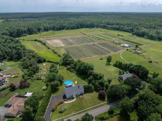 4 bedroom, Mattapoisett MA 02739 105096065