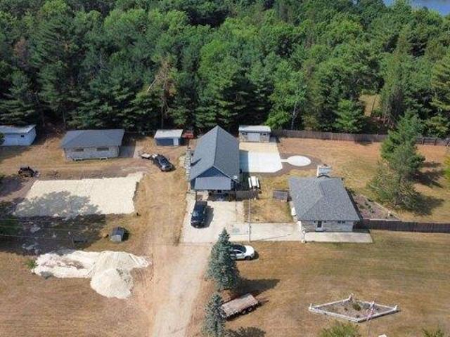 4 bedroom, Mauston WI 53948 94068435