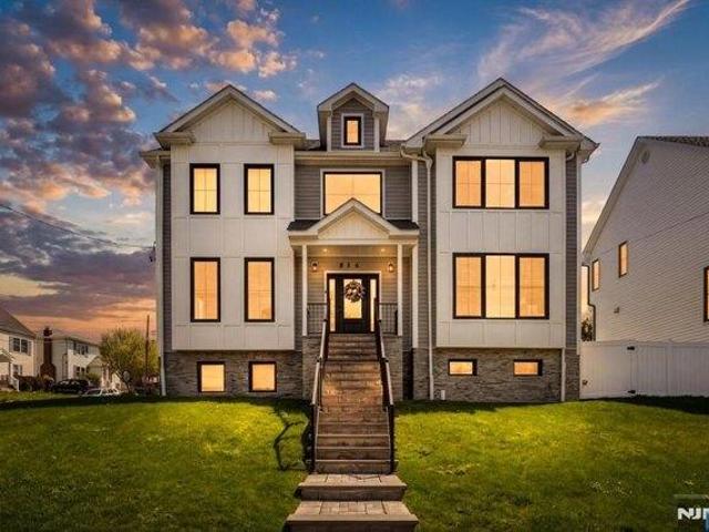 4 bedroom, Maywood NJ 07607 101749784