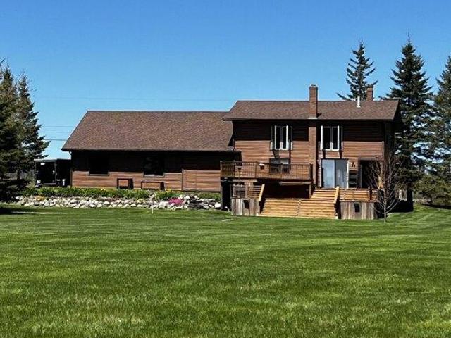 4 bedroom, Madawaska ME 04773 105107432
